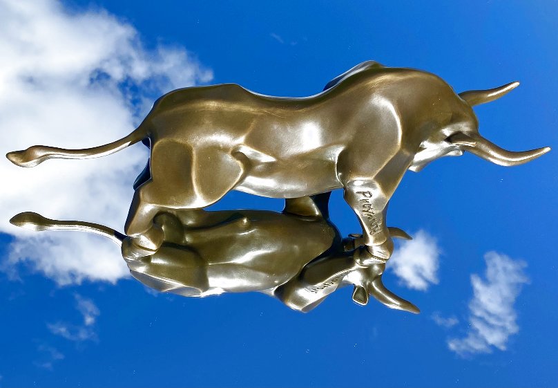 Mei Han Sculptures For Sale, Wanted